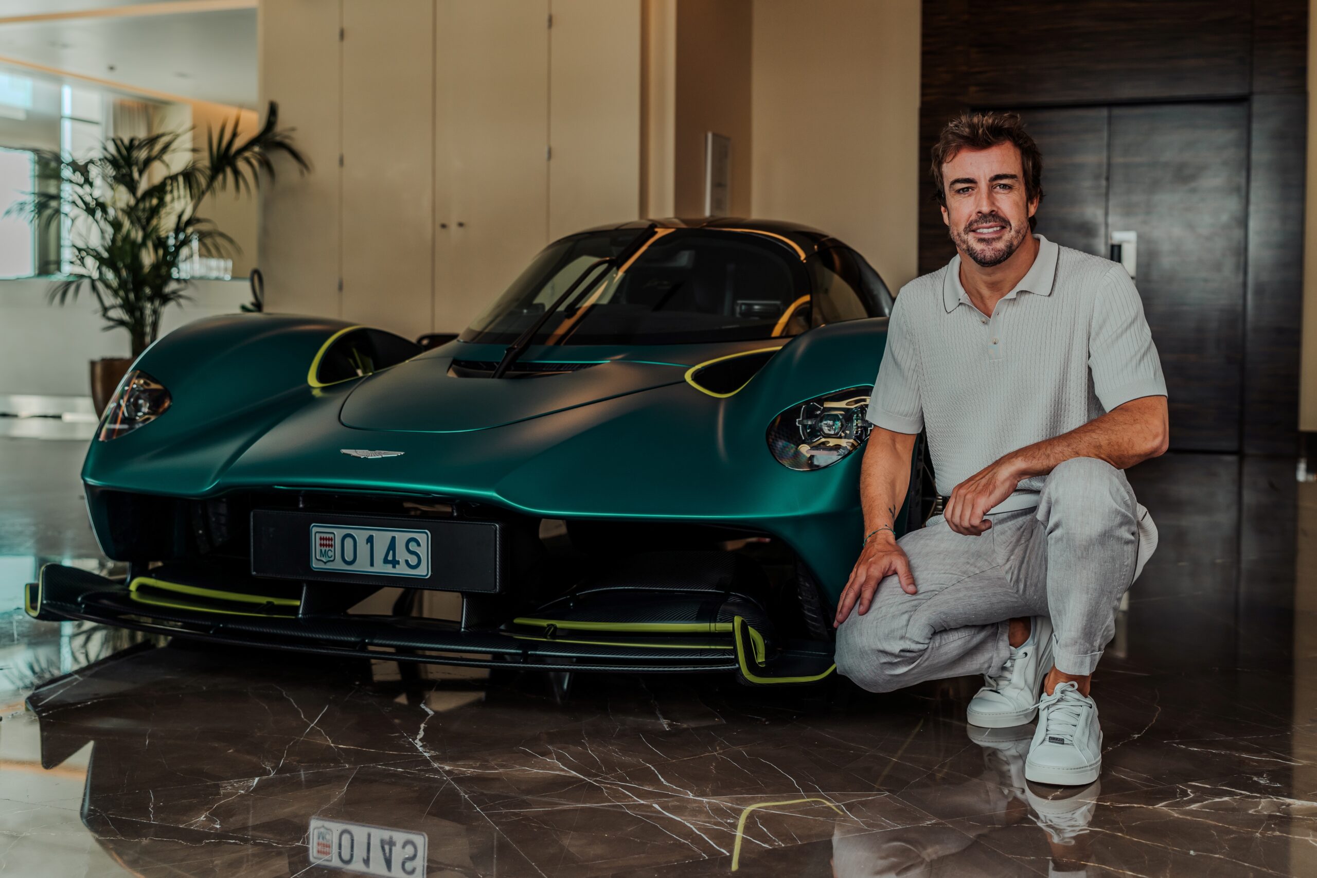 #AlconEquipped: Fernando Alonso takes delivery of his Aston Martin ...
